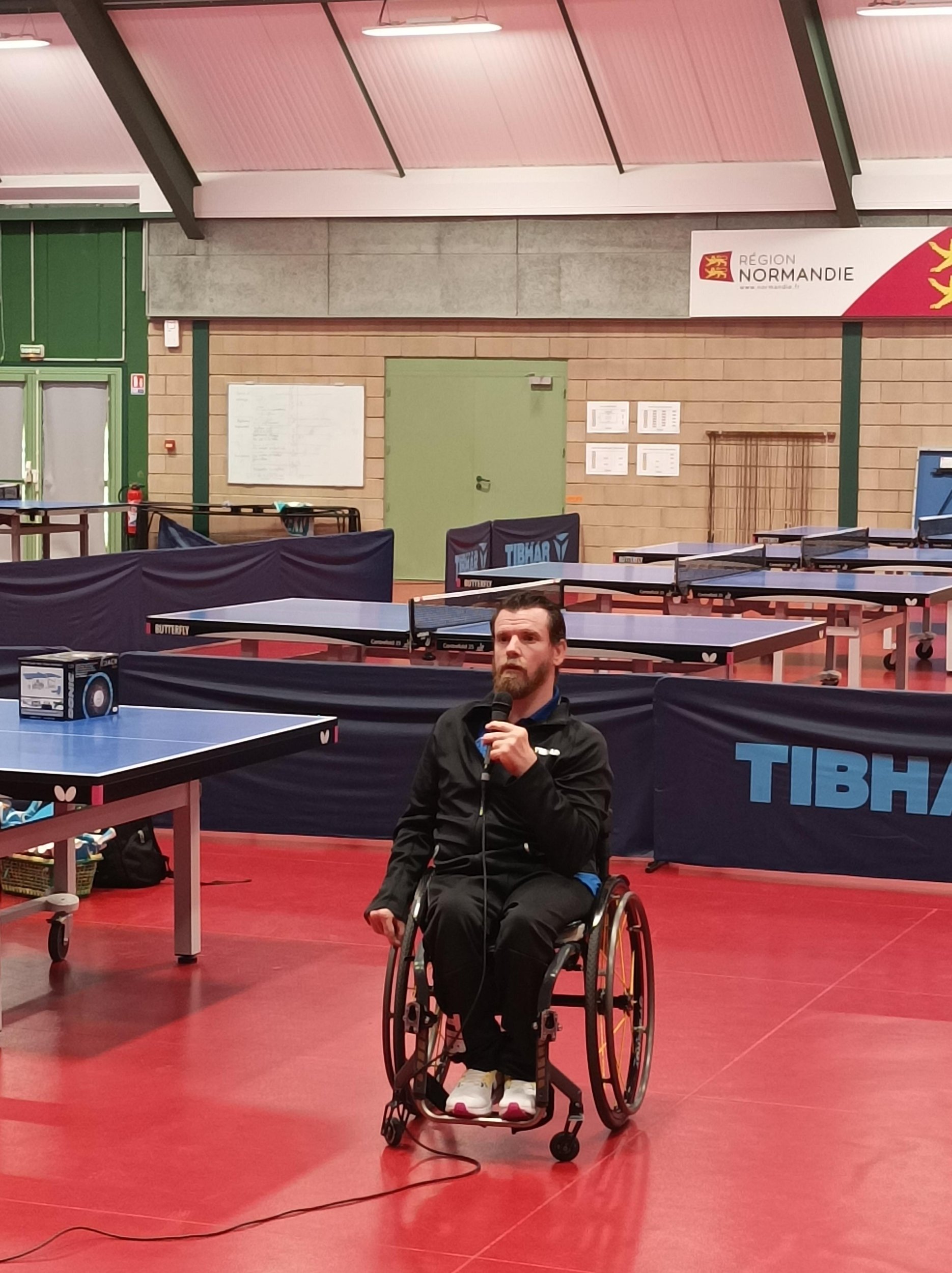 Rencontre avec le champion paralympique Florian Merrien - Collège Jean ...